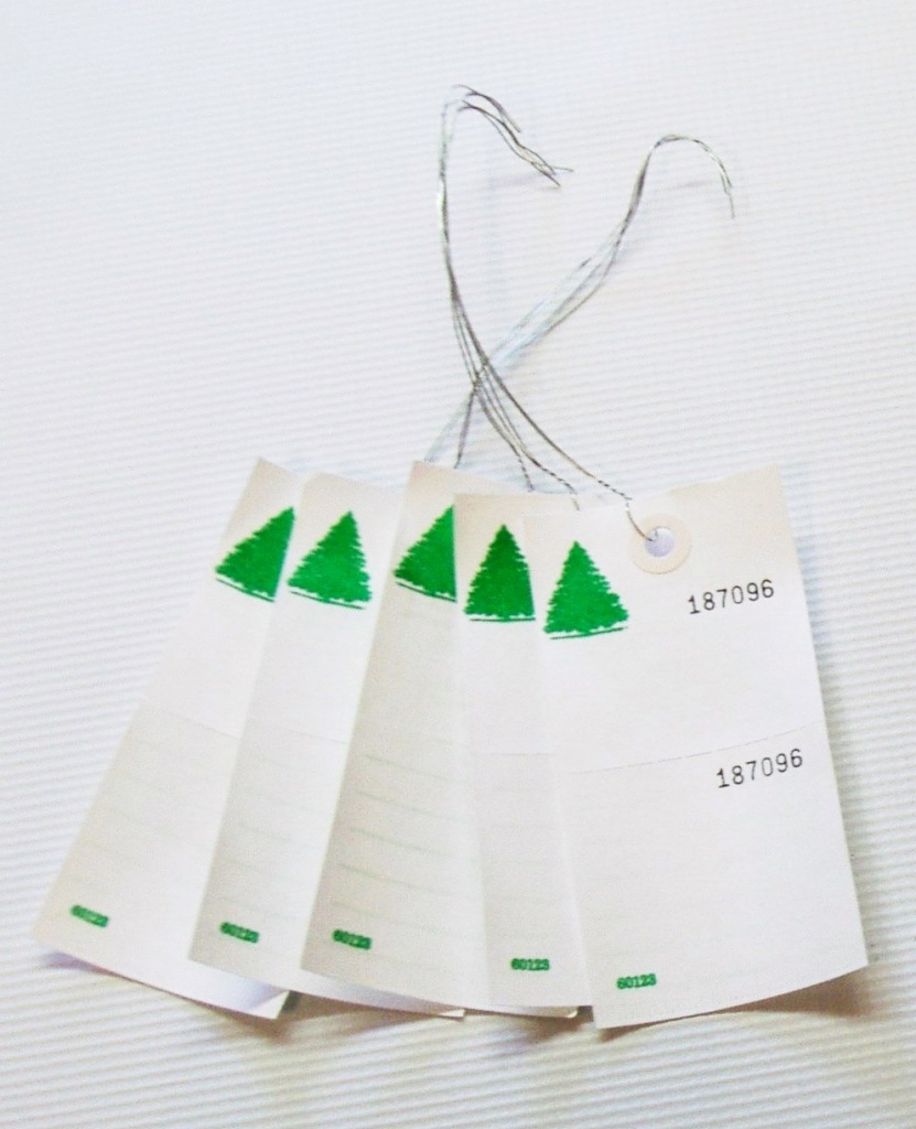 WEATHERPROOF TYVEK CHRISTMAS TREE PRICE TAGS